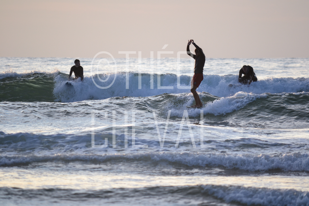 Surf : Neil Messmer à la Côte des Basques - Photographe Sportif - Théo ...