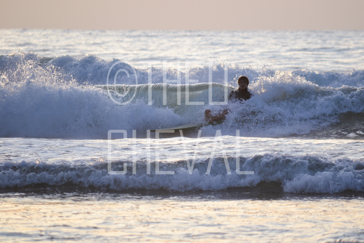 Surf : Neil Messmer à la Côte des Basques - Photographe Sportif - Théo ...